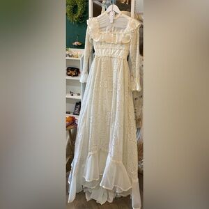 Alfred Angelo | Dresses | Vintage Alfred Angelo Lace Crochet Gown ...